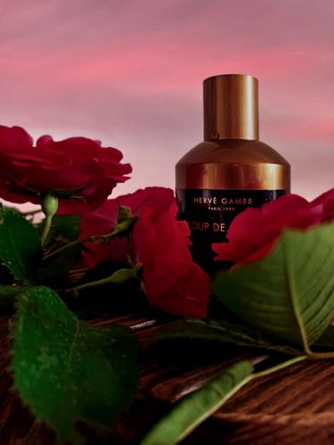 Coup de Grace Herve Gambs Paris para Hombres y Mujeres | Parfumistas