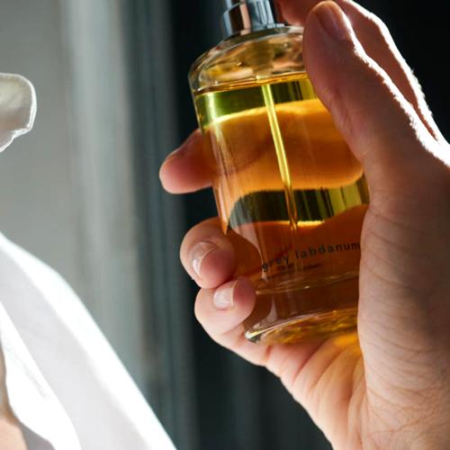 Grey Labdanum Abel para Hombres y Mujeres | Parfumistas