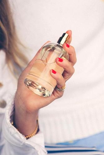 Ivy Blanc Dedcool para Hombres y Mujeres | Parfumistas