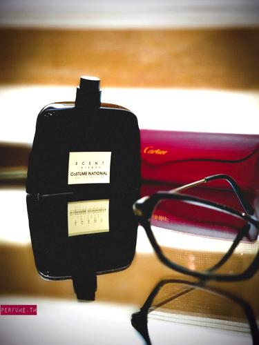 Scent Intense CoSTUME NATIONAL para Hombres y Mujeres | Parfumistas