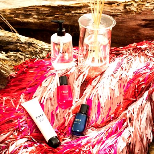 Joy With You Shiro para Hombres y Mujeres | Parfumistas
